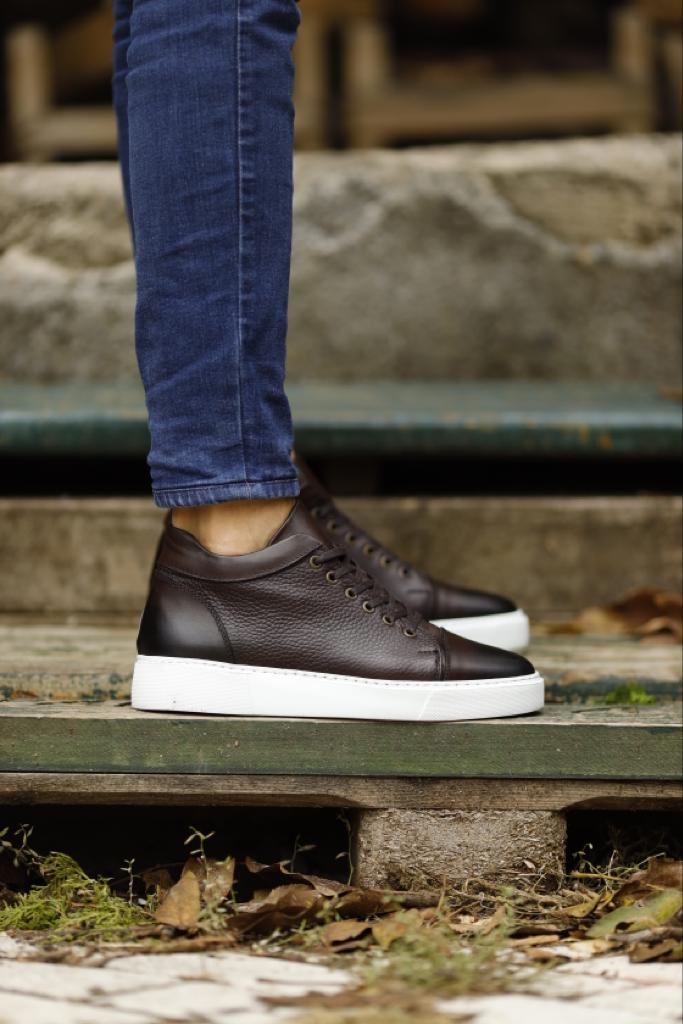 Leon Snap Detailed Black Ankle Boots | VICLAN